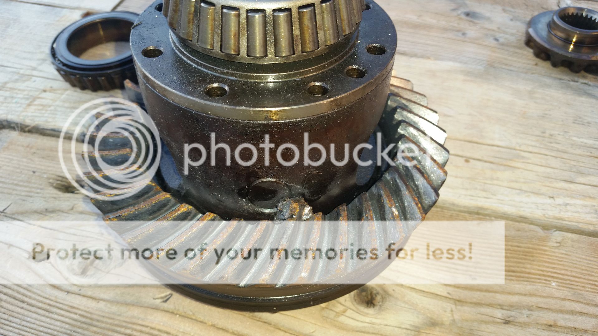 Rear Diff Failure What usually gives out Here are pics of mine ...